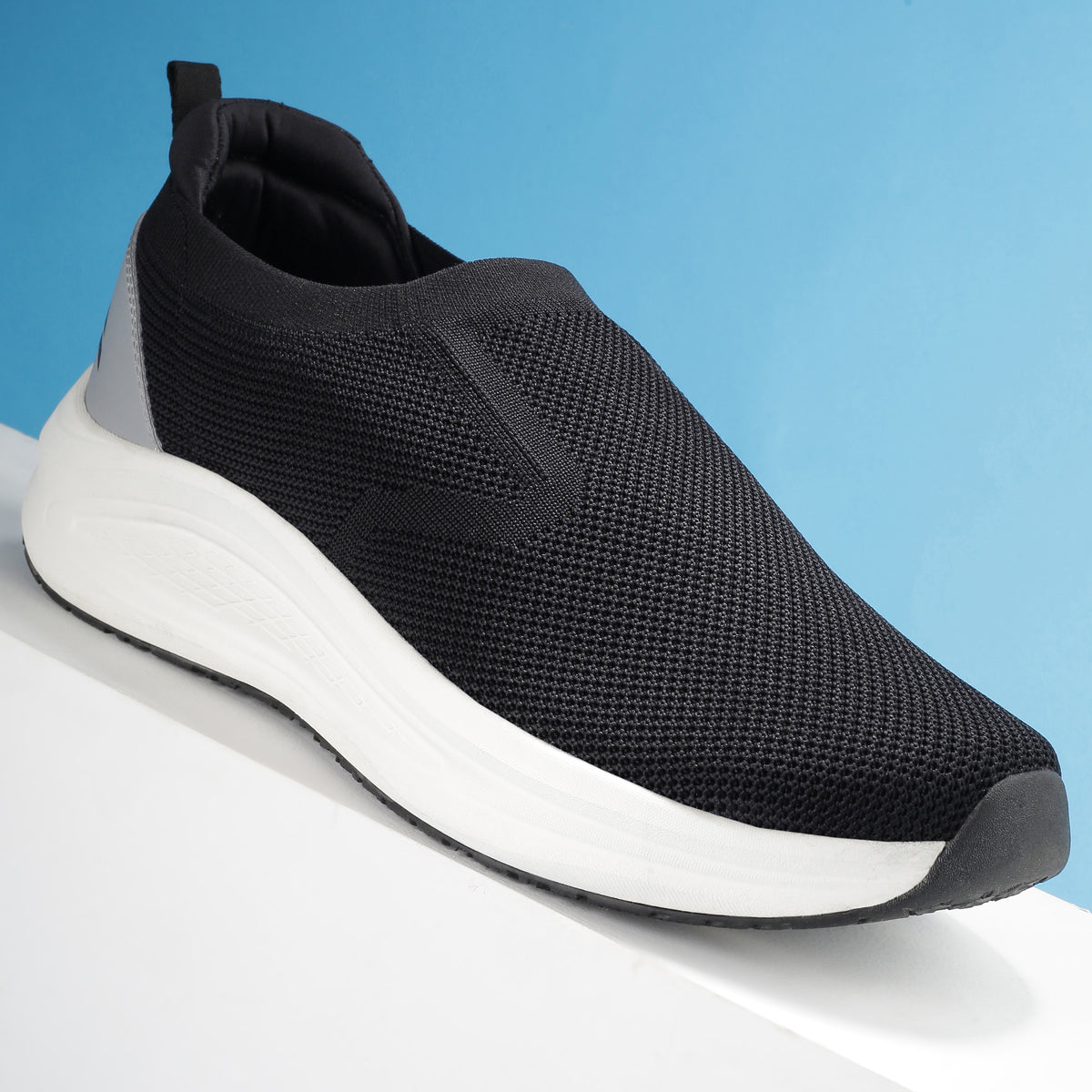 Buy Avant Men's Evo Walking Shoes - Black Online in India | Cult Store