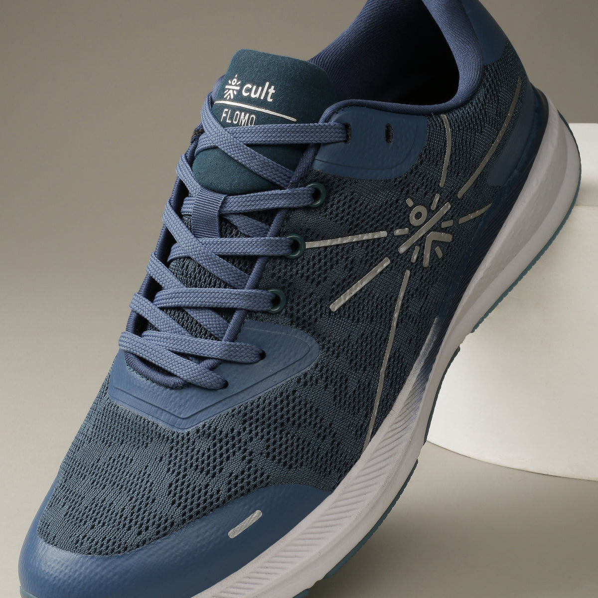 Buy cult Flomo Men Running Shoes - Dark Blue Online in India | Cult Store