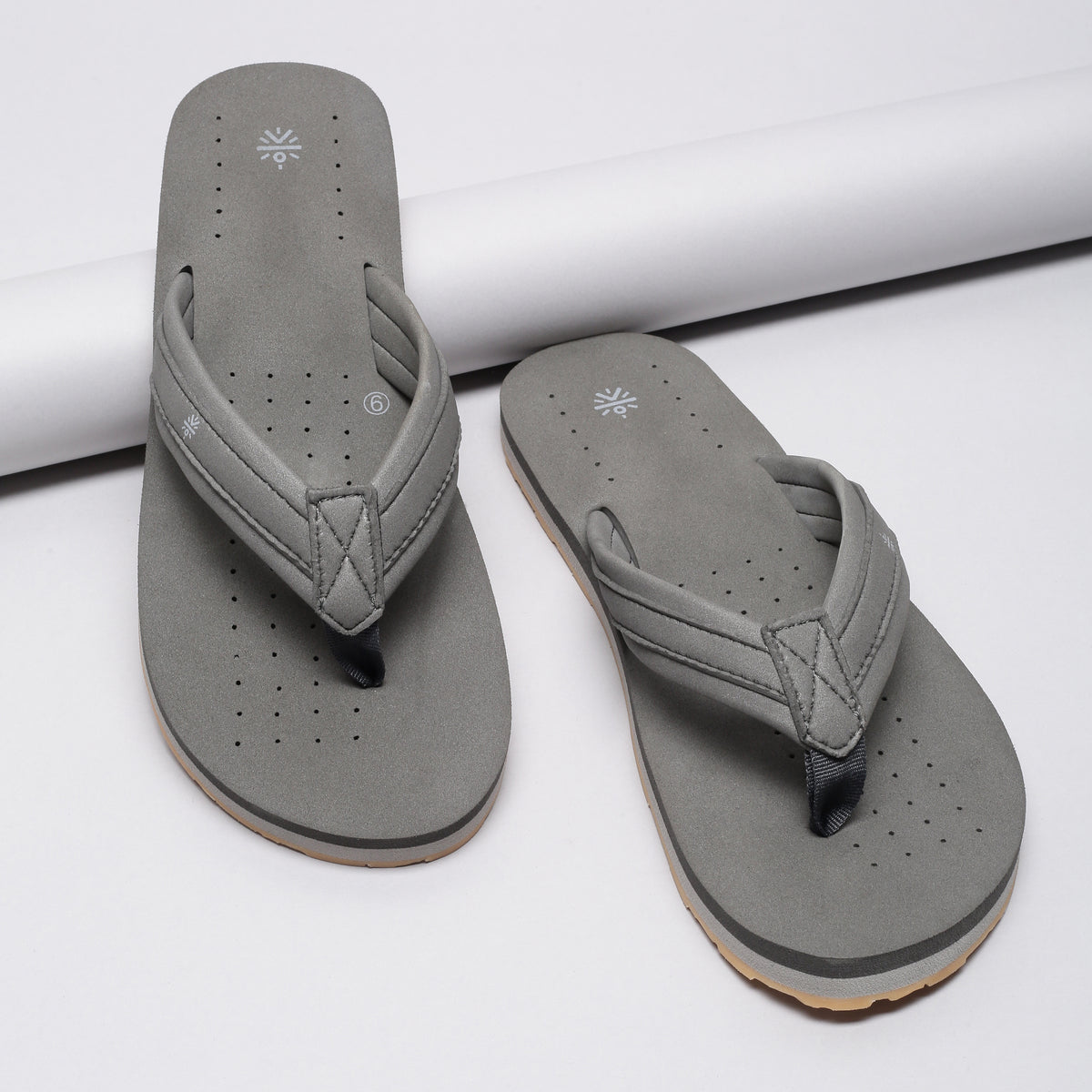 Buy cult Men's Breez Flip Flops - Grey Online in India | Cult Store
