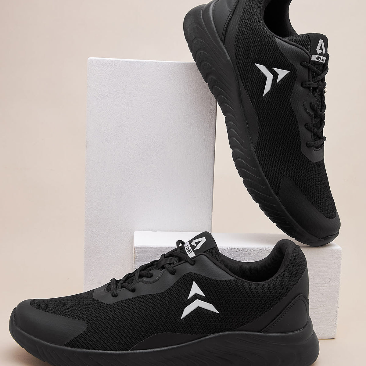 Buy Avant Men's Trigger Walking Shoes-Black Online in India | Cult Store