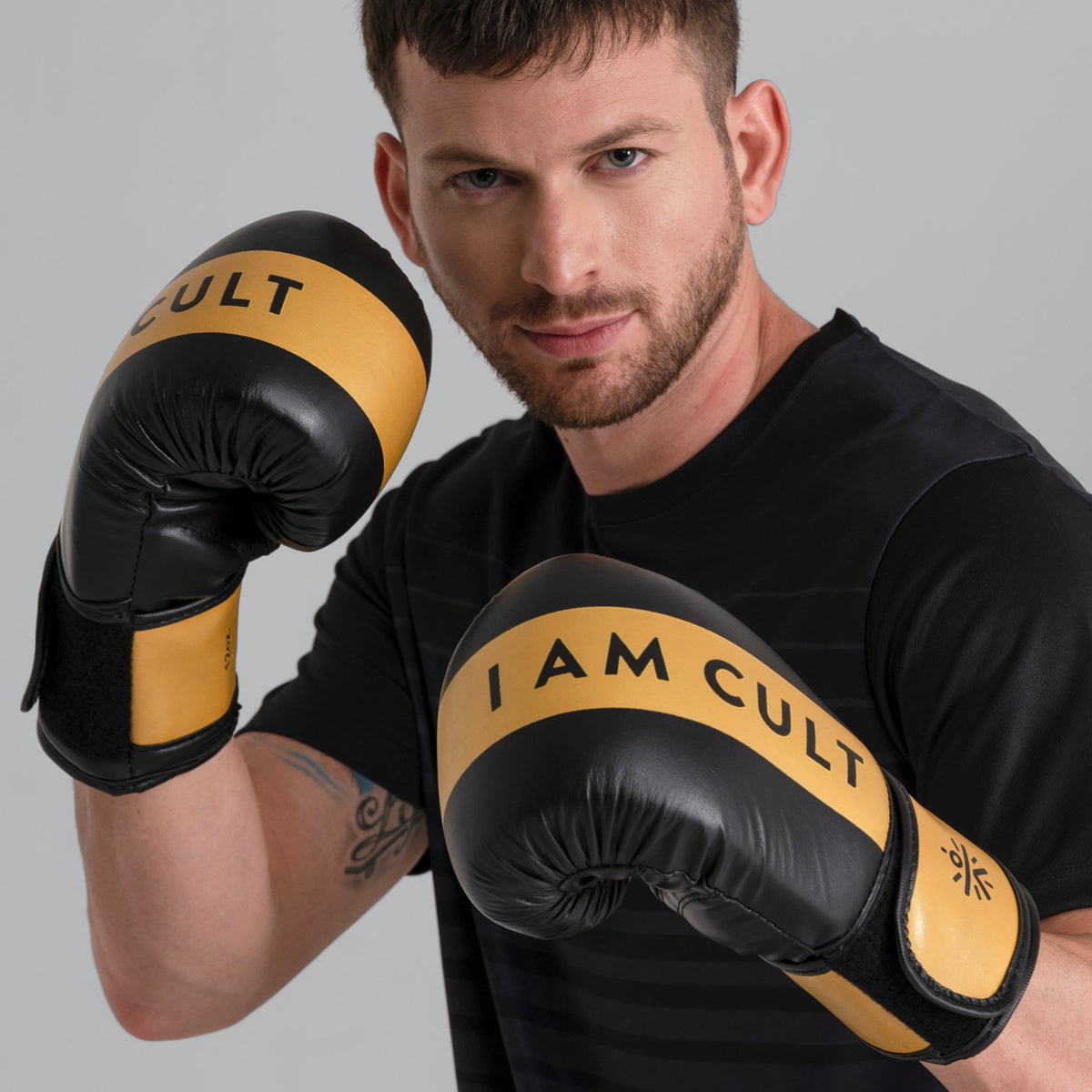 Buy Signature Boxing Gloves Online in India | Cult Store